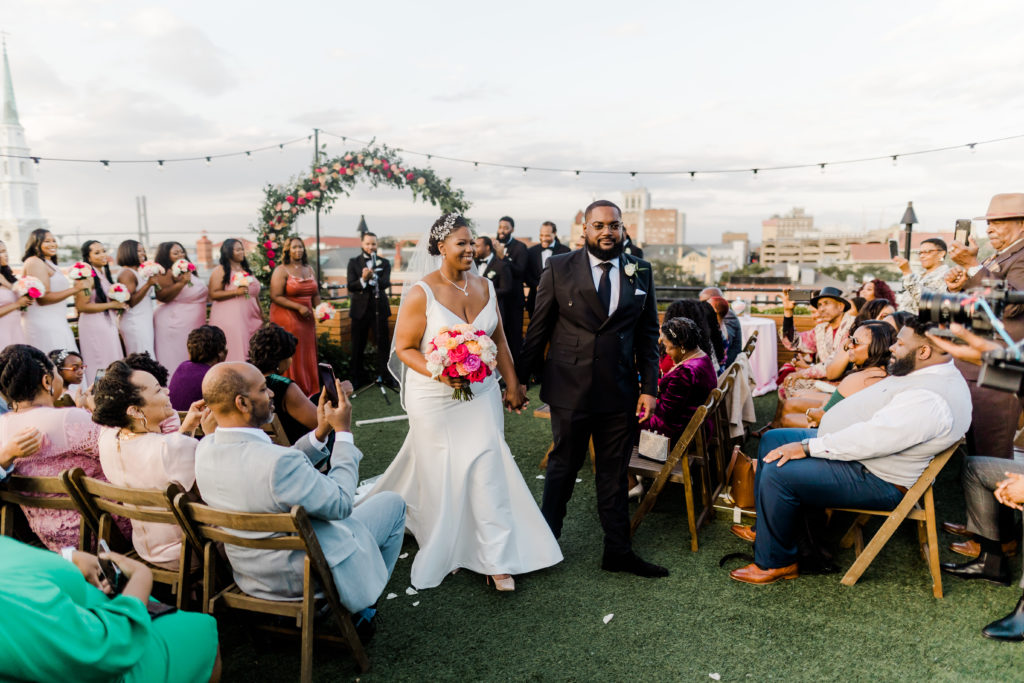 Victoria + Greg: Bright, beautiful Perry Lane wedding ...