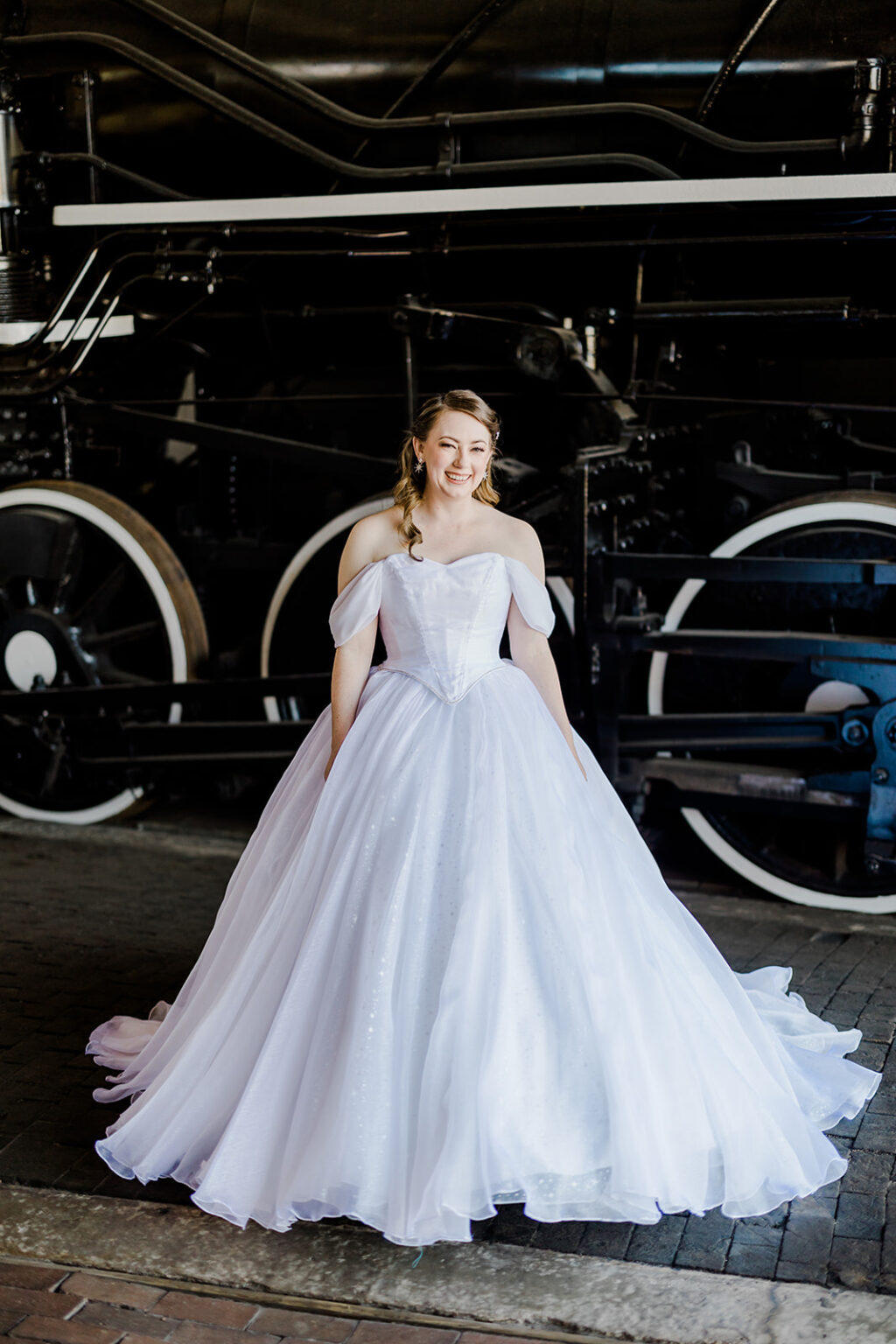 Epic Wedding at Savannah's Raildroad Museum
