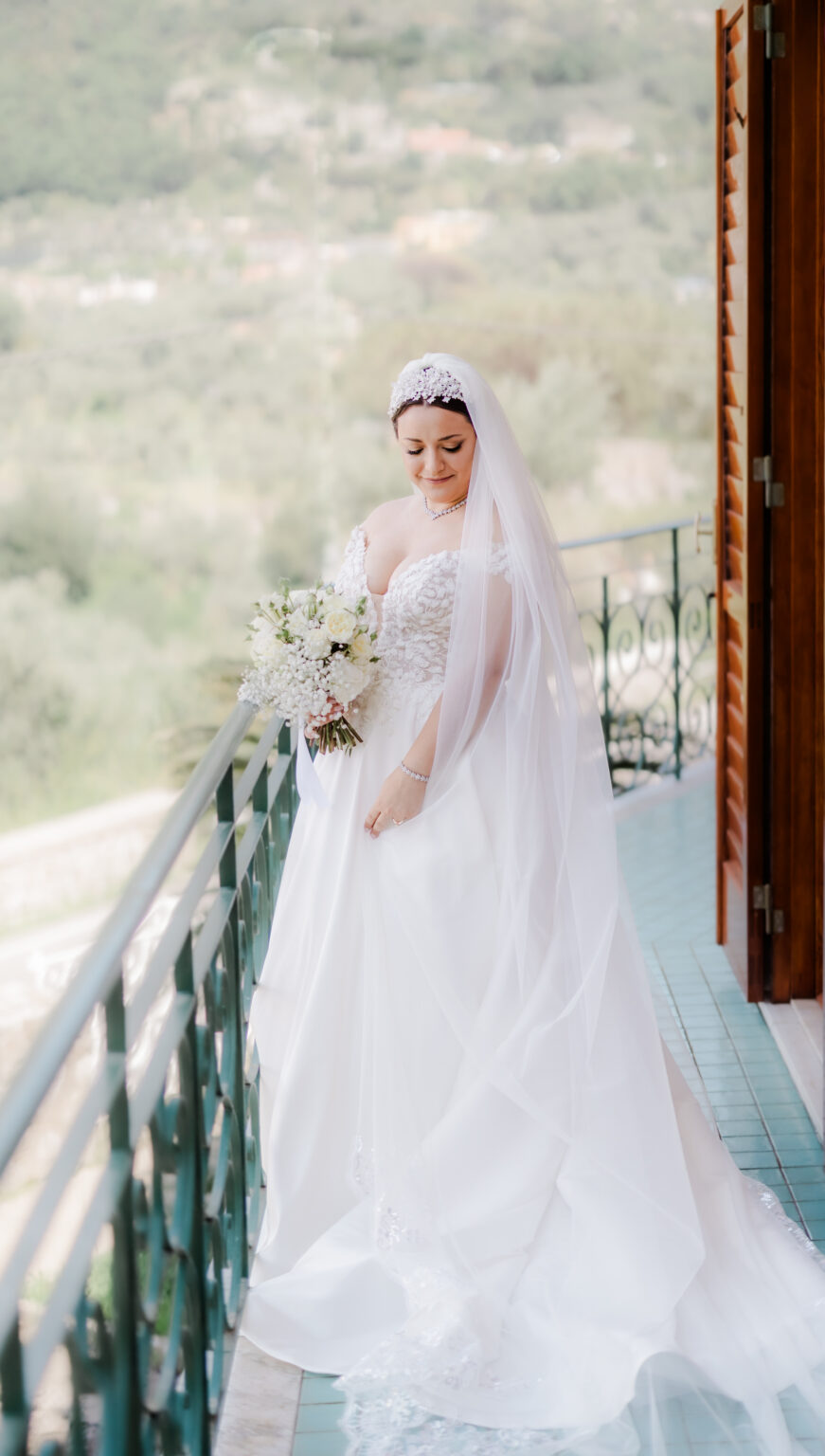 A Dreamy Italian Seaside Wedding